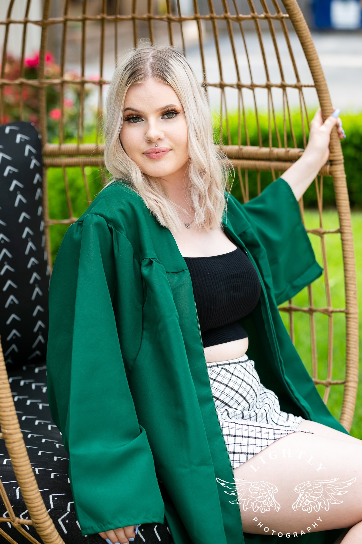 Lydia Senior Portraits | Magnolia, Fort Worth - Lightly Photography