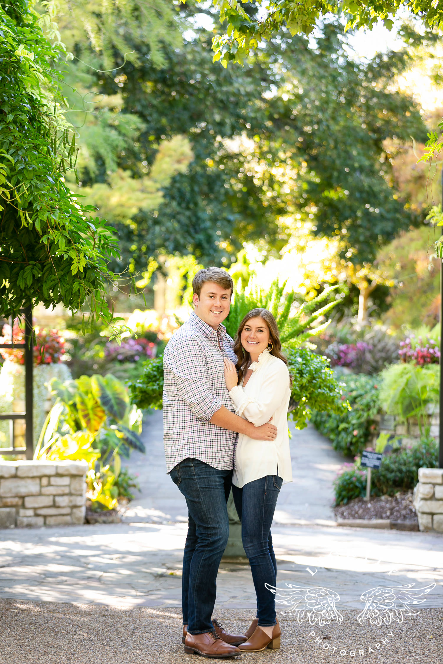 Mary Kelly + Jay | Engagement Session at Fort Worth Botanic Gardens ...