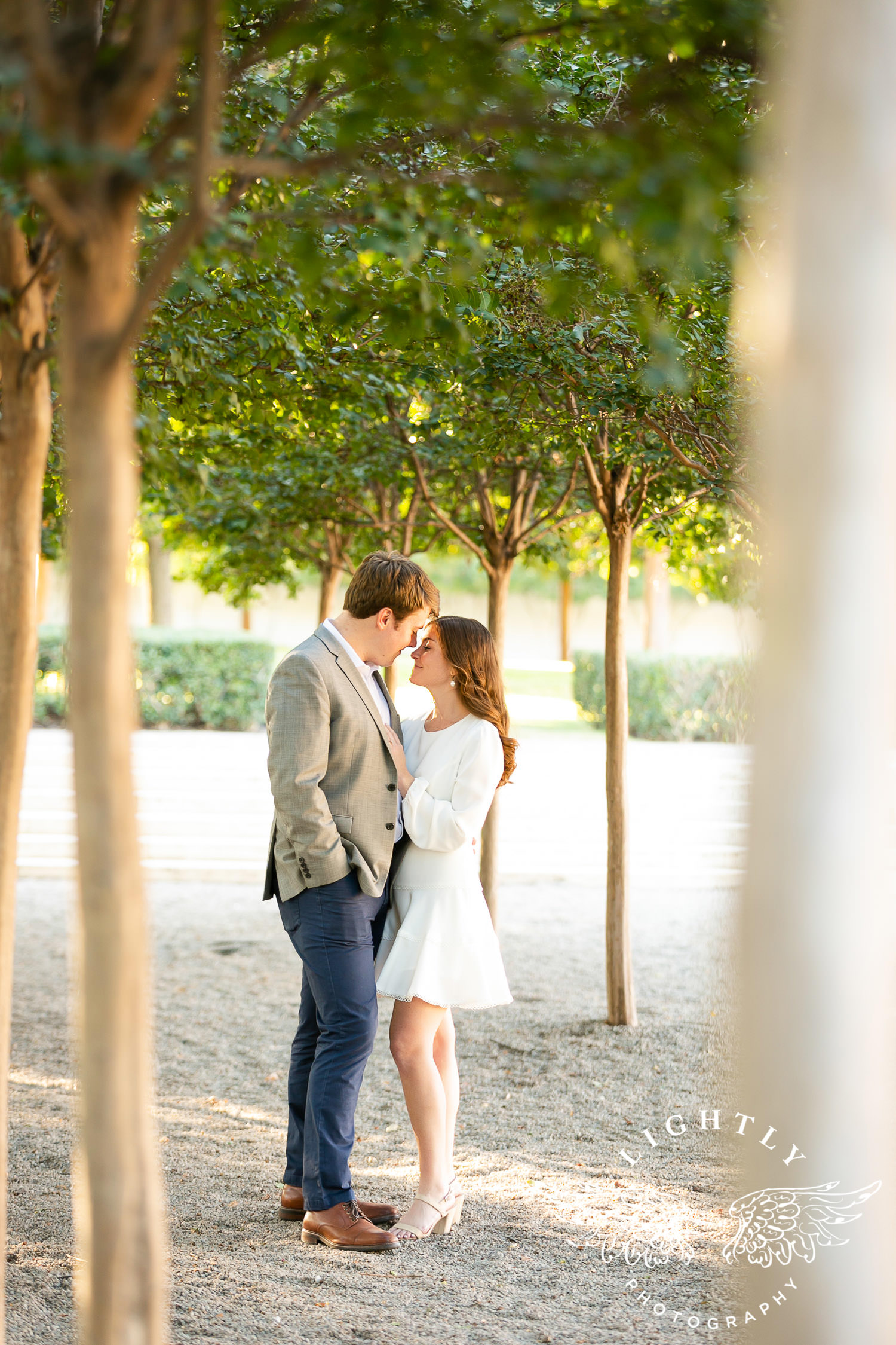 Mary Kelly + Jay | Engagement Session at Fort Worth Botanic Gardens ...
