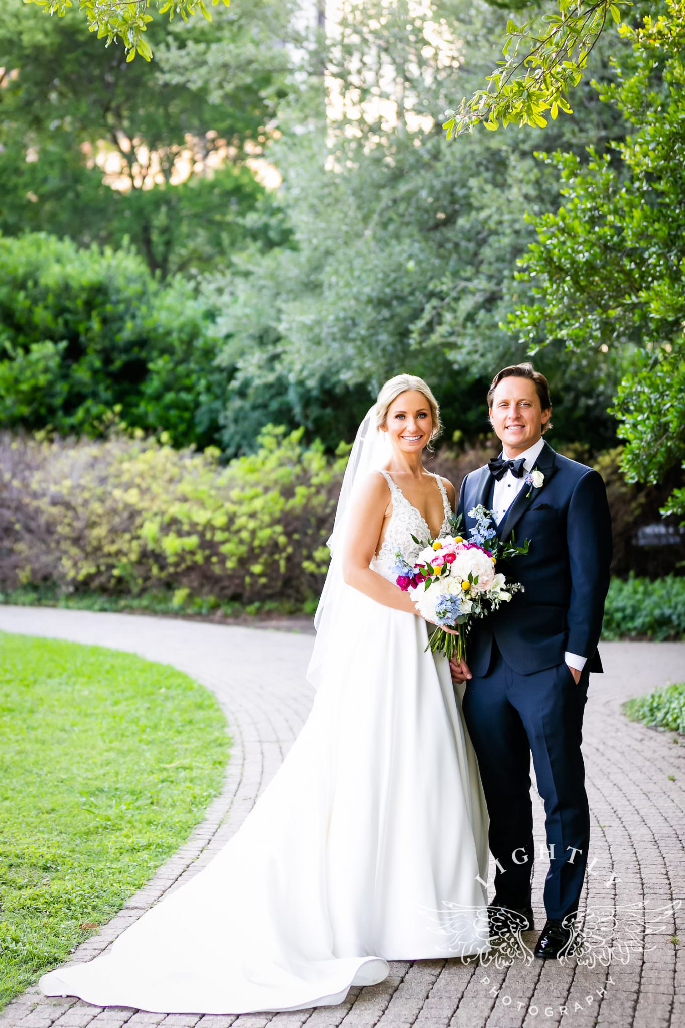 Amanda + Marc | Wedding Reception at Arlington Hall in Dallas | Lightly ...